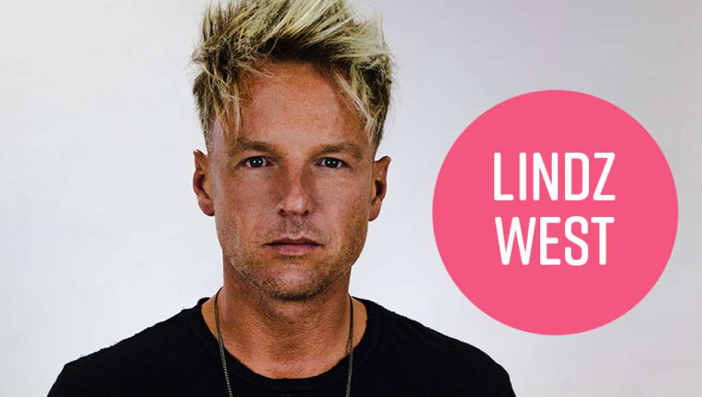 Team effort illuminates faith for thousands of London teens | Scripture ...